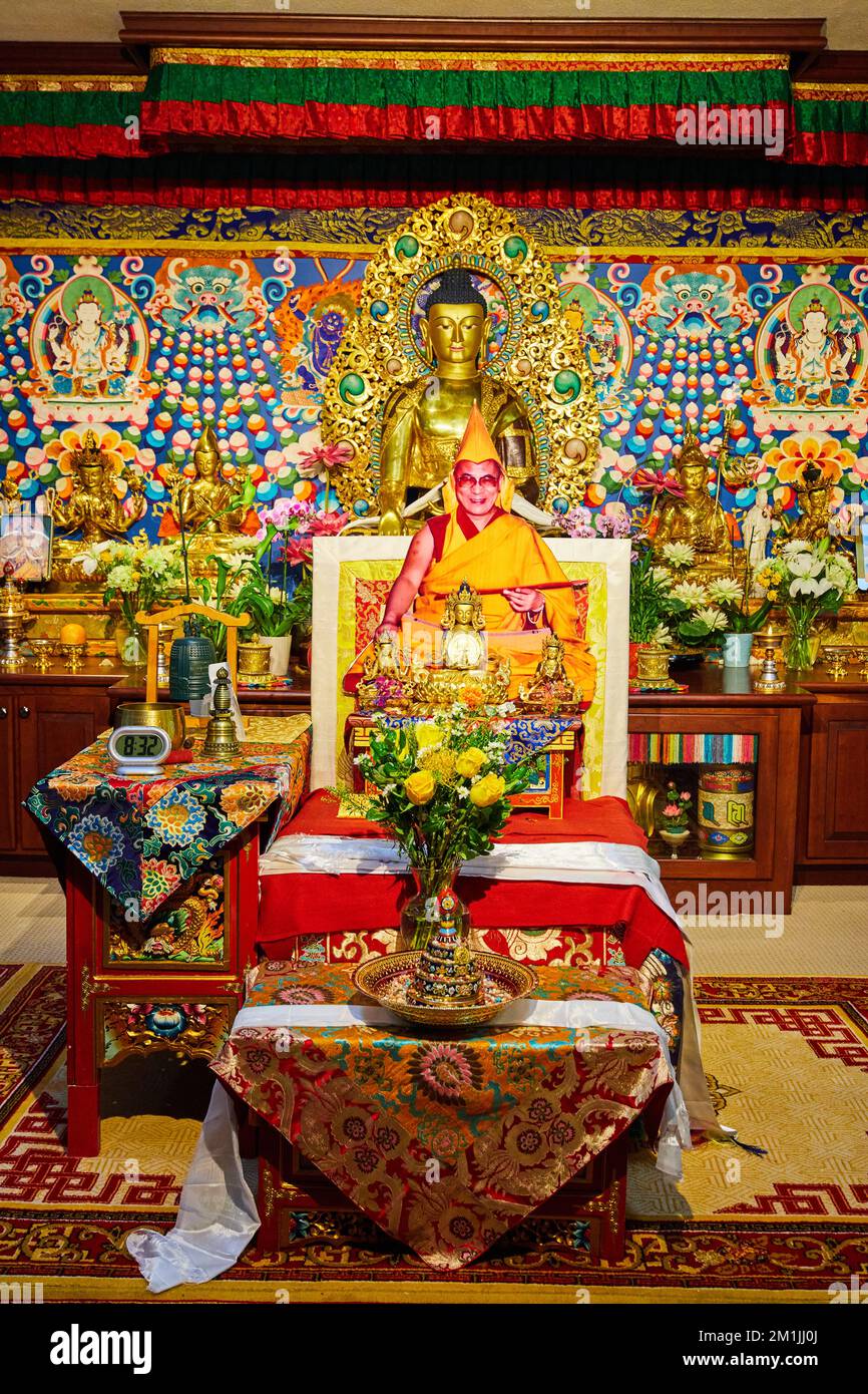 Mongolian lama hi-res stock photography and images - Alamy