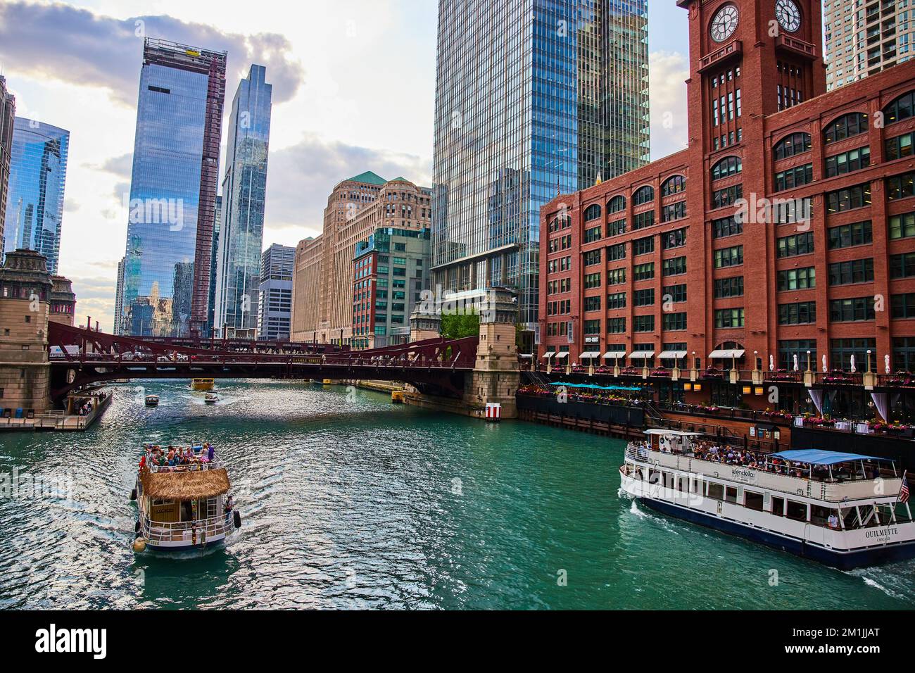 Ships going through river canal in Chicago America lined with ...