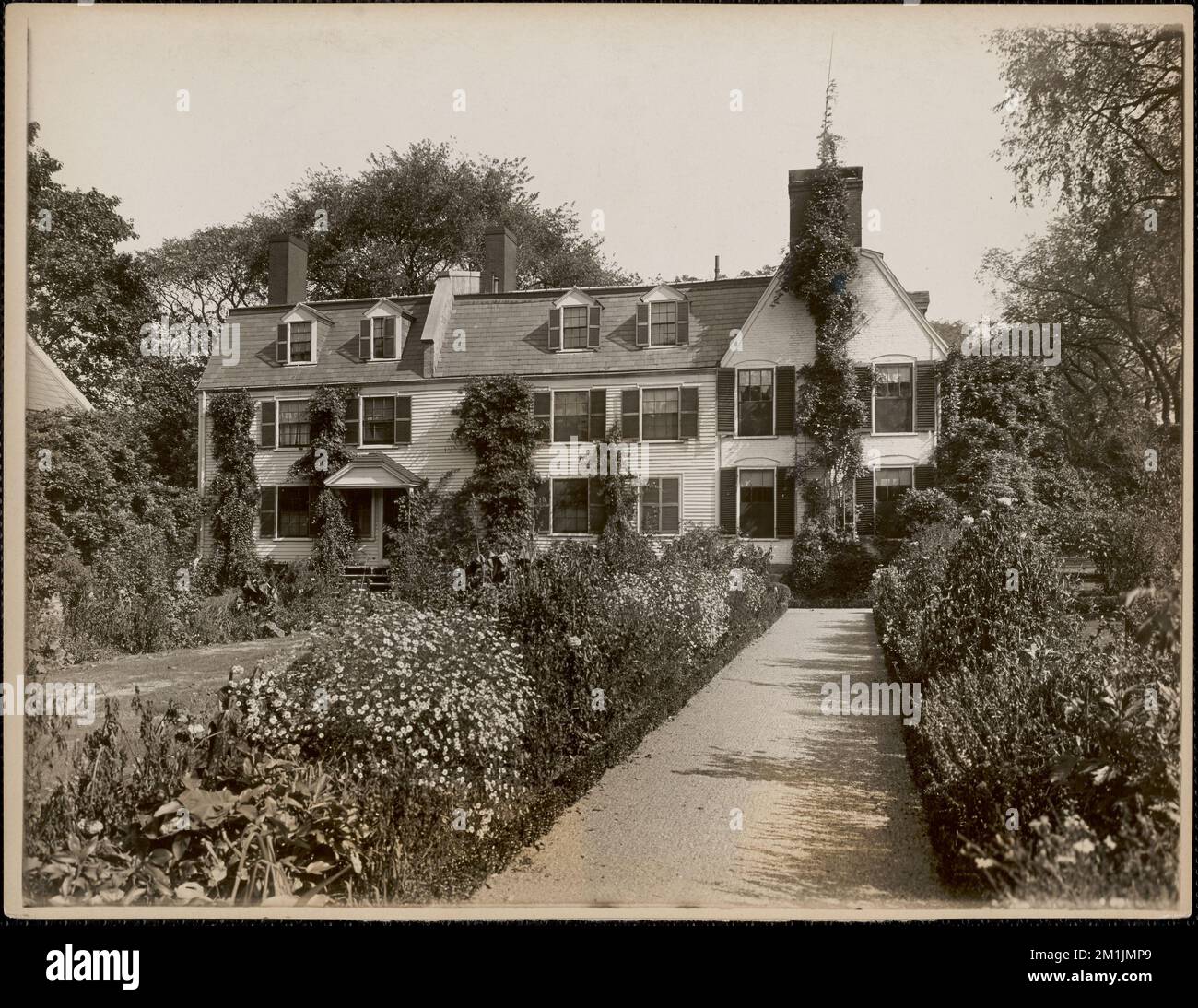 Adams Mansion, Quincy, Mass. , Mansions, Historic buildings, Shrubs ...
