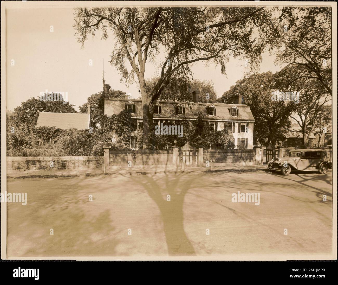 Adams Mansion, Quincy, Mass. , Mansions, Historic buildings, Streets ...