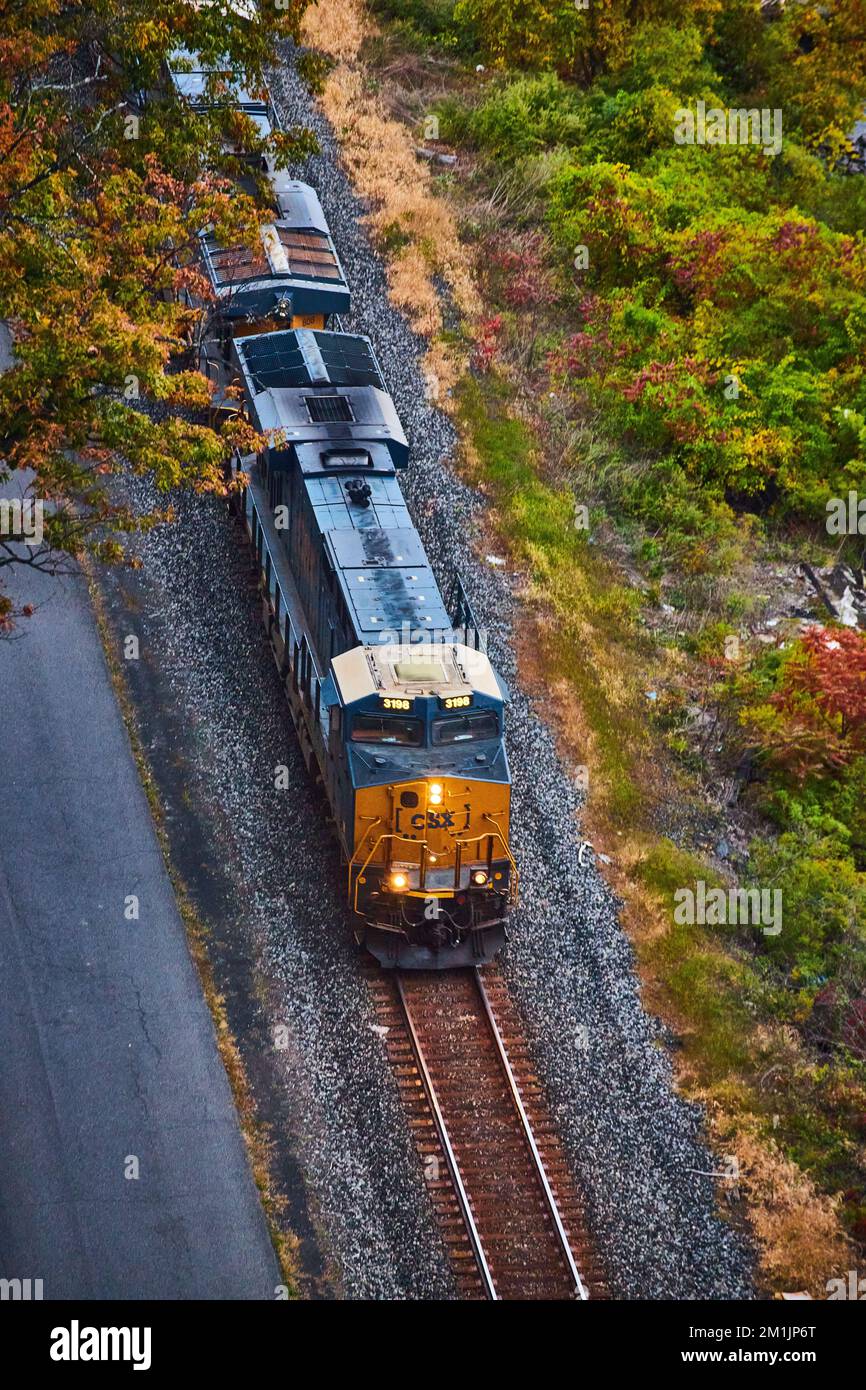 Mid tracks hi-res stock photography and images - Alamy