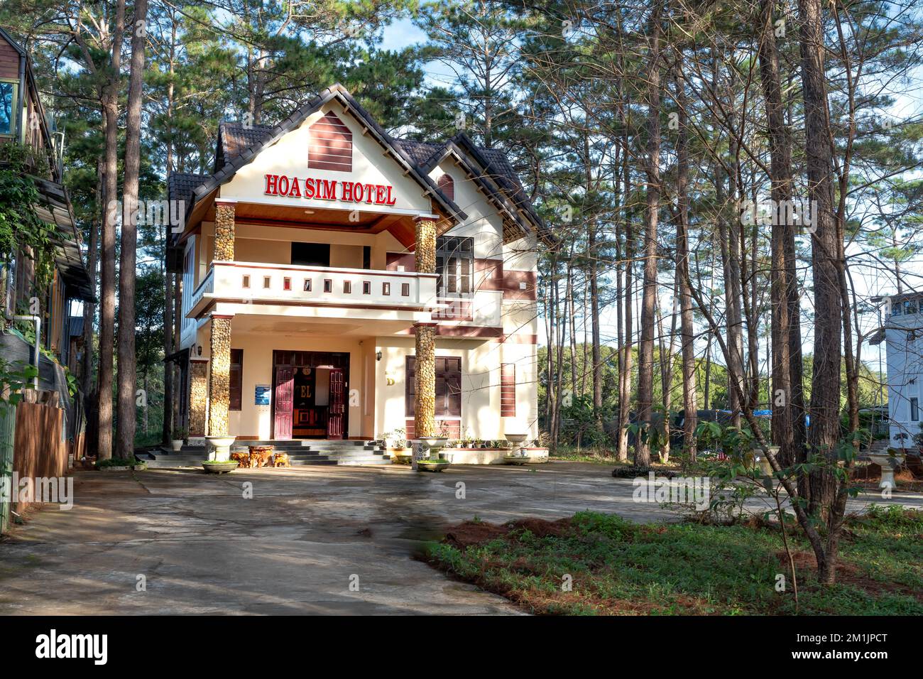 Kon plong hi-res stock photography and images - Alamy
