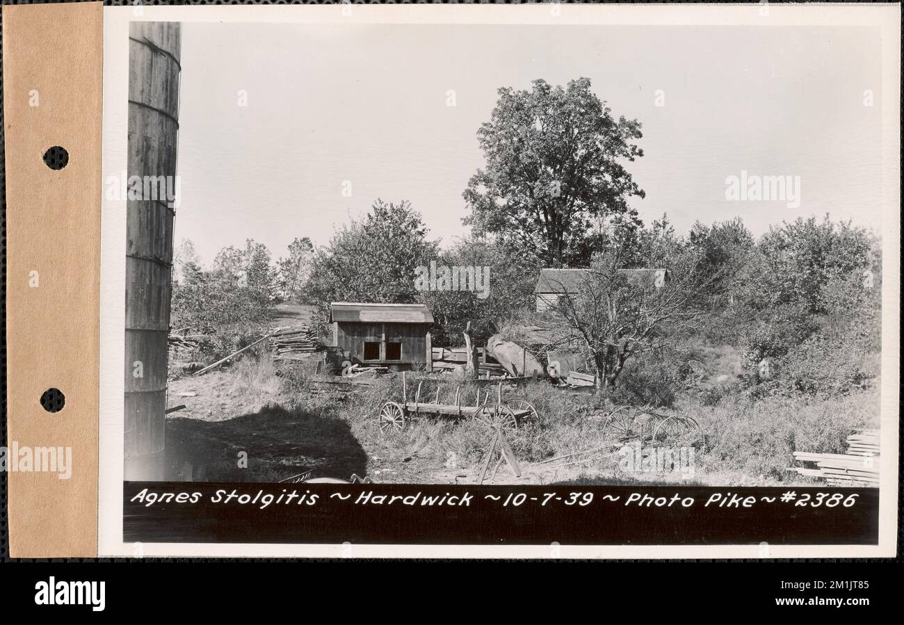 Agnes Stolgitis, sheds, Hardwick, Mass., Oct. 7, 1939 : Parcel no. 393 ...