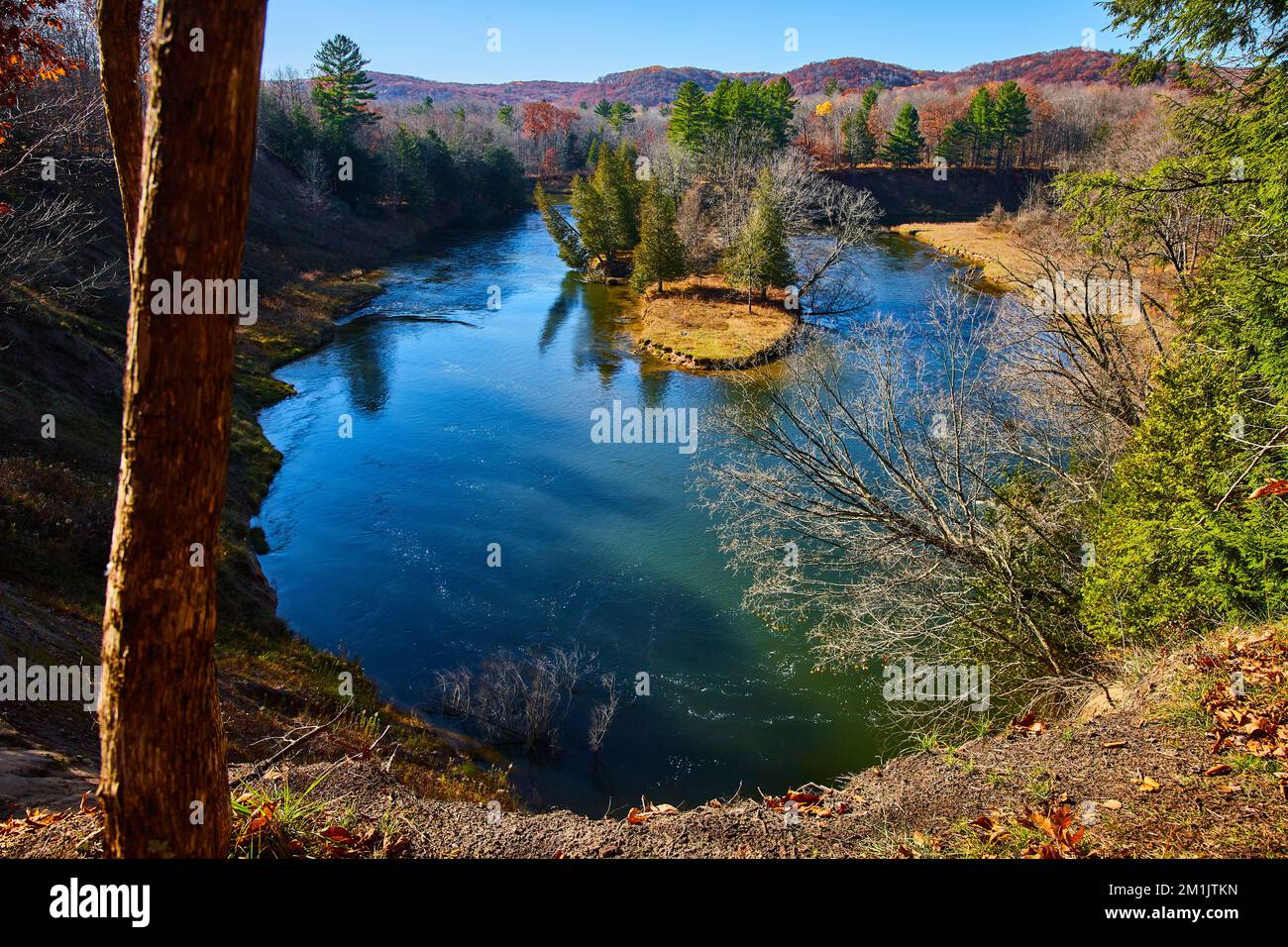 View from hiking trail of 180 degree twisting river in late fall Stock ...