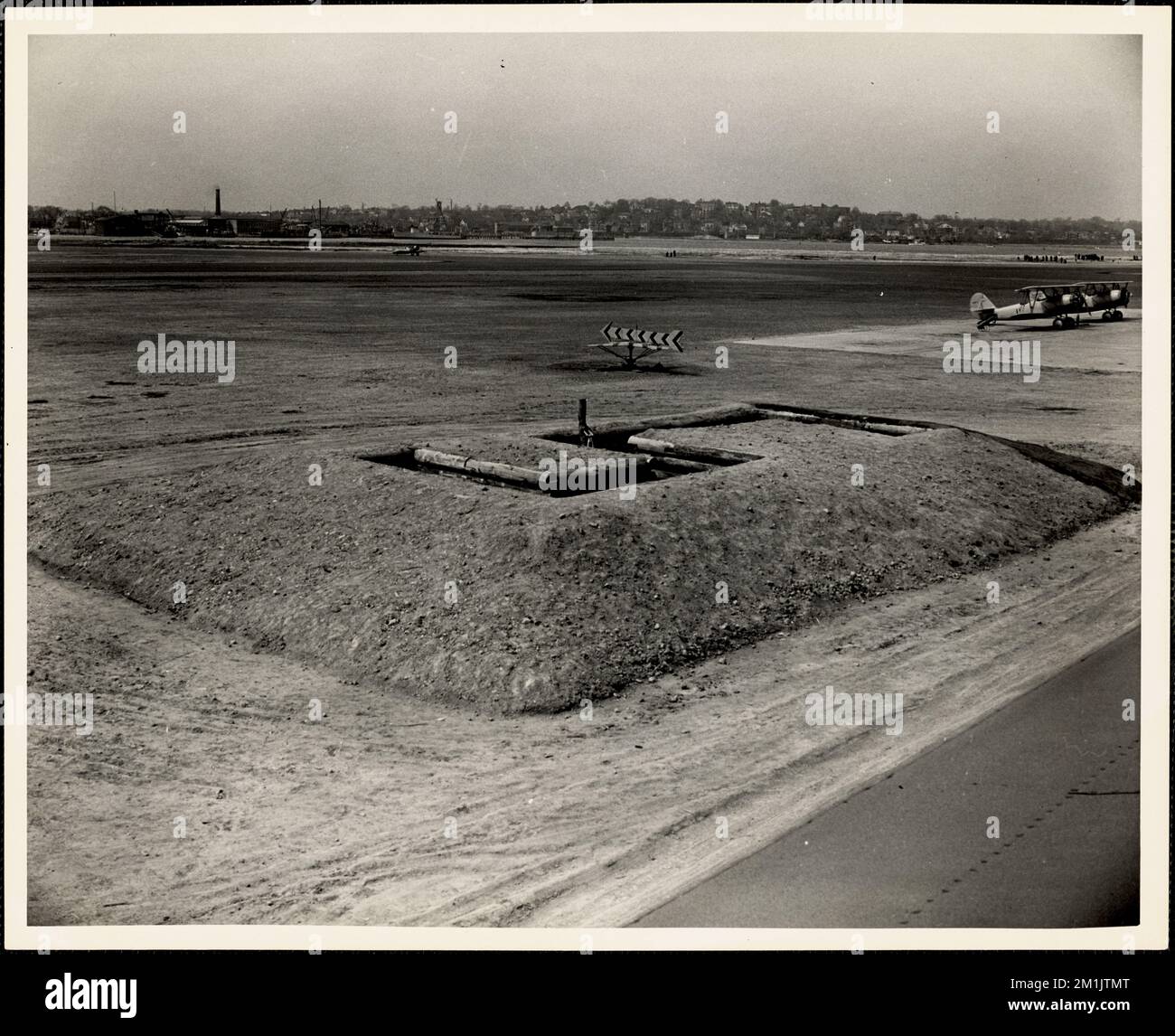 Air Raid Shelter S. of Bldg #14 looking SW , Air bases. Photographs of ...