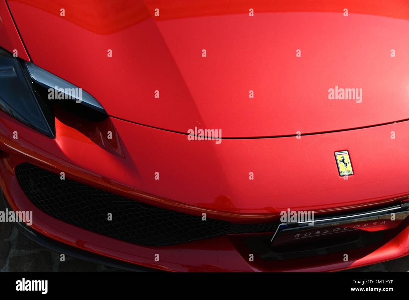 Headlight of a ferrari hi-res stock photography and images - Alamy