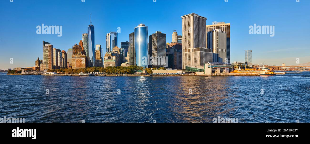 Panoramic sunset downtown manhattan hi-res stock photography and images ...