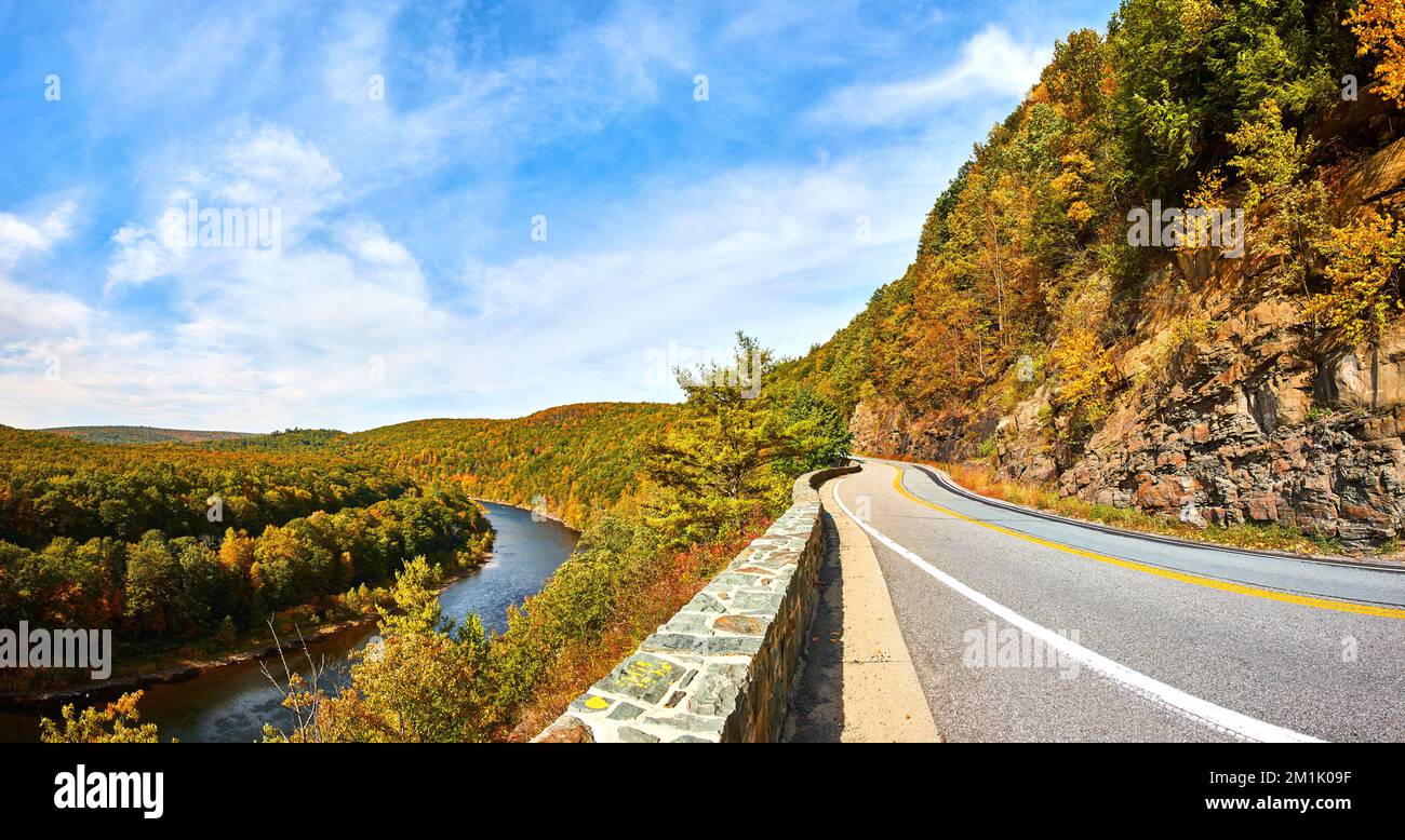 Edge hill cutting hi-res stock photography and images - Alamy