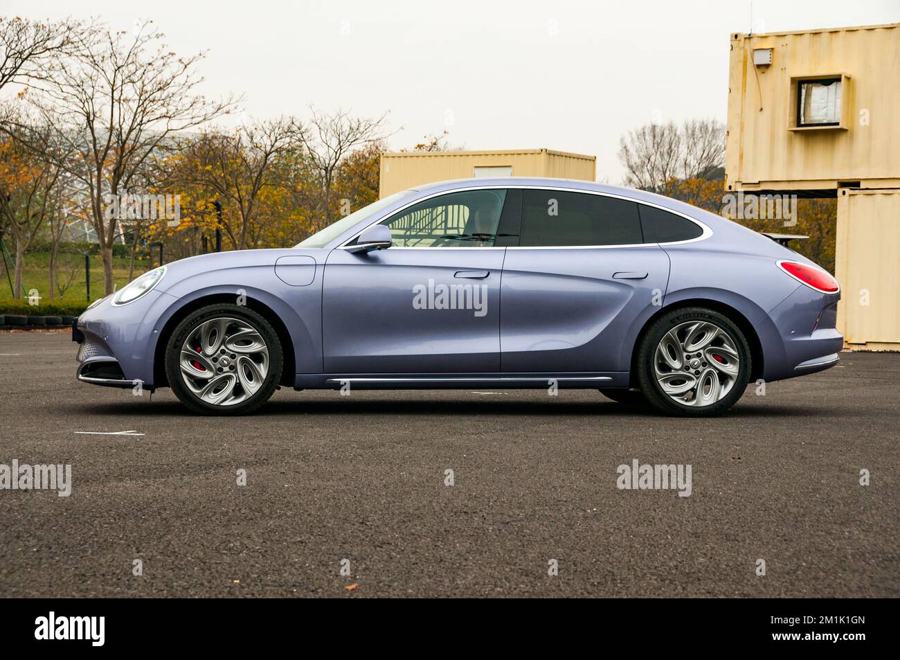Ora lightning cat performance hi-res stock photography and images - Alamy