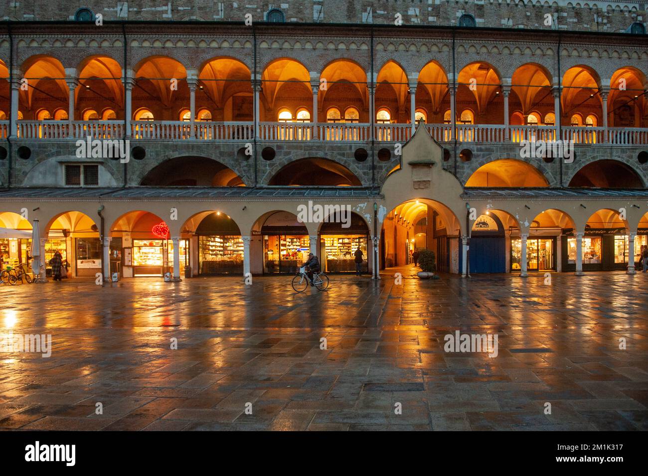 Padua padova street view hi-res stock photography and images - Alamy