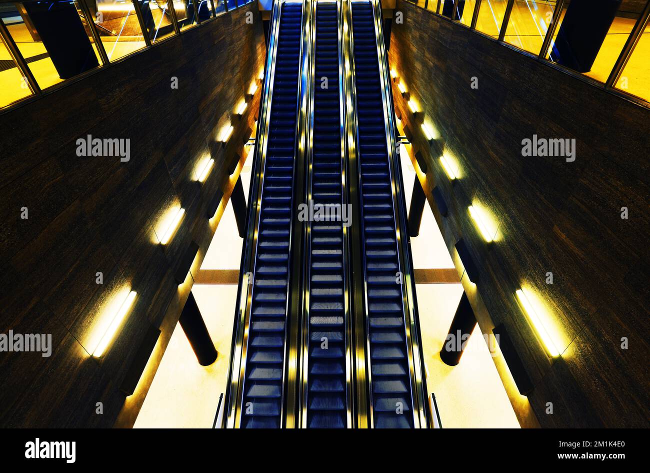U Bahn, U Bahnstation, Verkehr, Berlin Metro, Berlin Subway, Berlin U ...