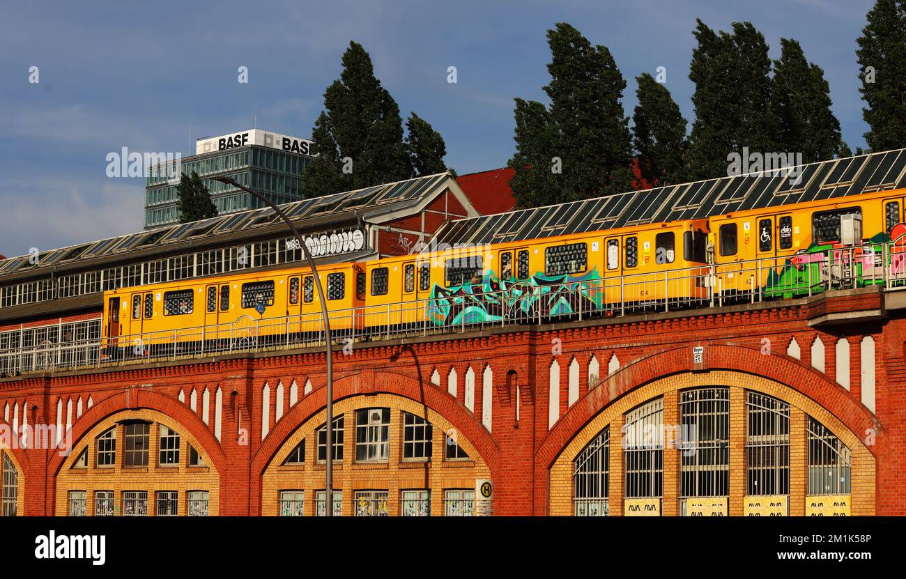 U Bahn, U Bahnstation, Verkehr, Berlin Metro, Berlin Subway, Berlin U ...