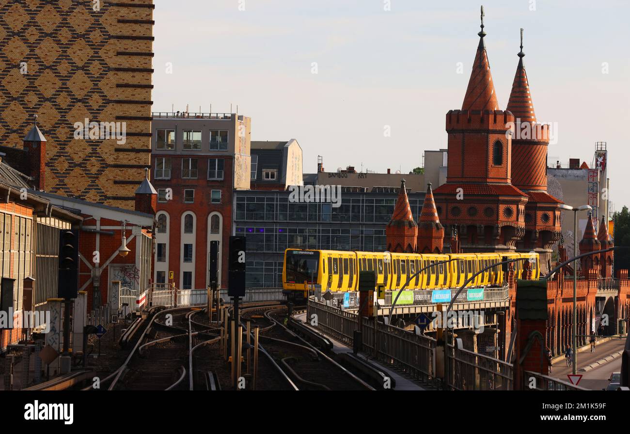 U Bahn, U Bahnstation, Verkehr, Berlin Metro, Berlin Subway, Berlin U ...