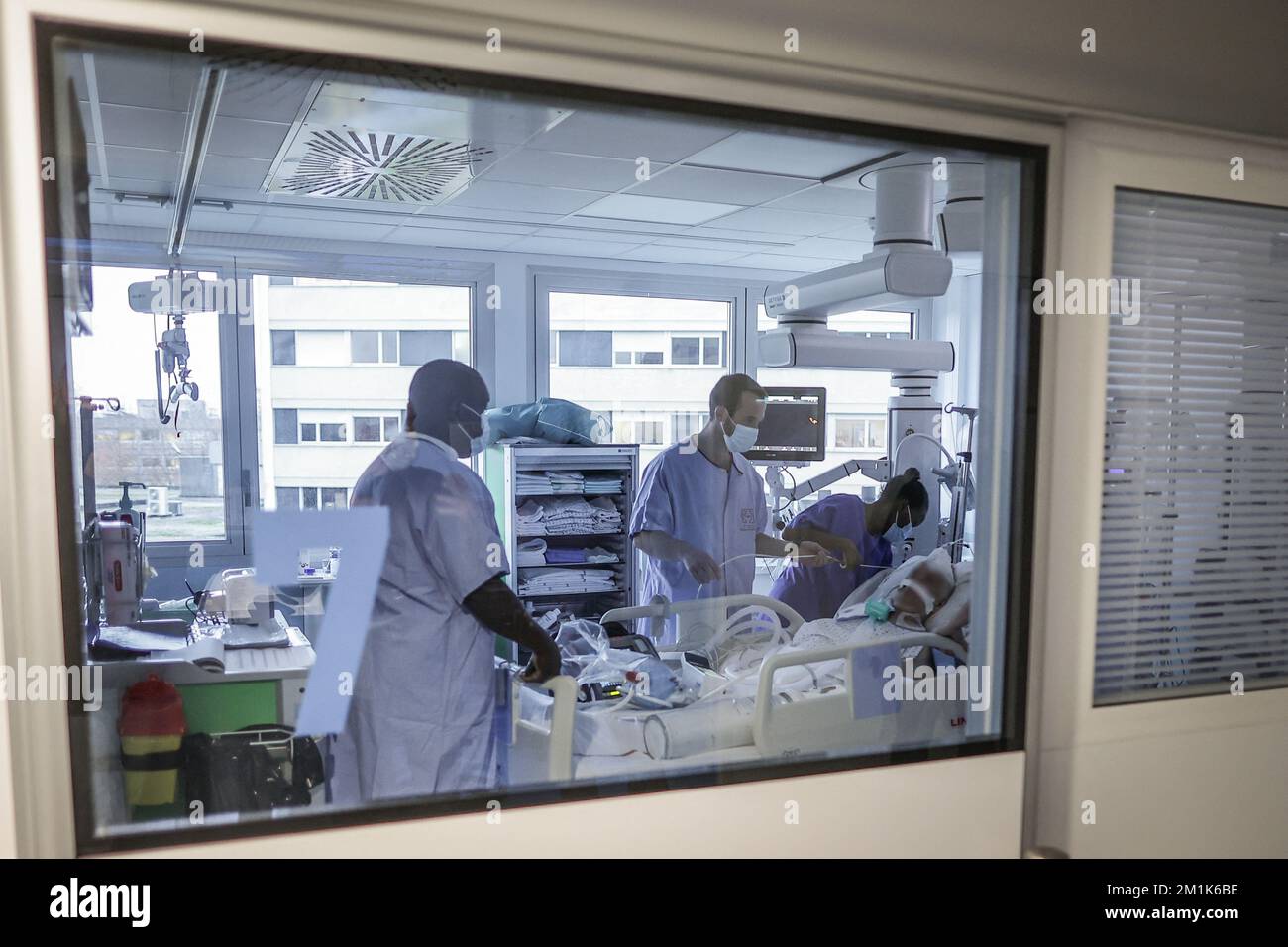 Nurses work in the new premises of the Neuro-Resuscitation Department ...