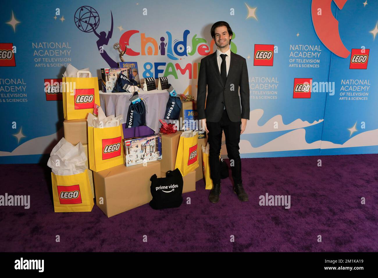 December 10, 2022, Los Angeles, California, USA: LOS ANGELES - DEC 10 ...