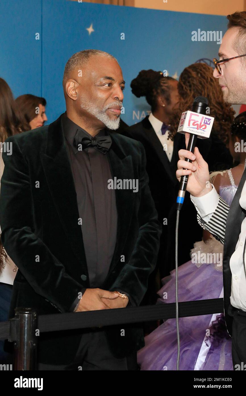 December 11, 2022, Los Angeles, California, USA: LOS ANGELES - DEC 11 ...