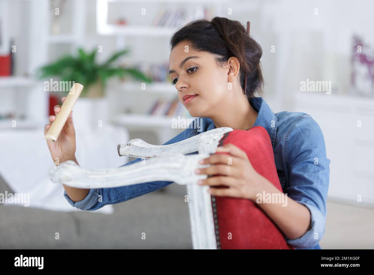 Carpenter sanding chair hi-res stock photography and images - Alamy