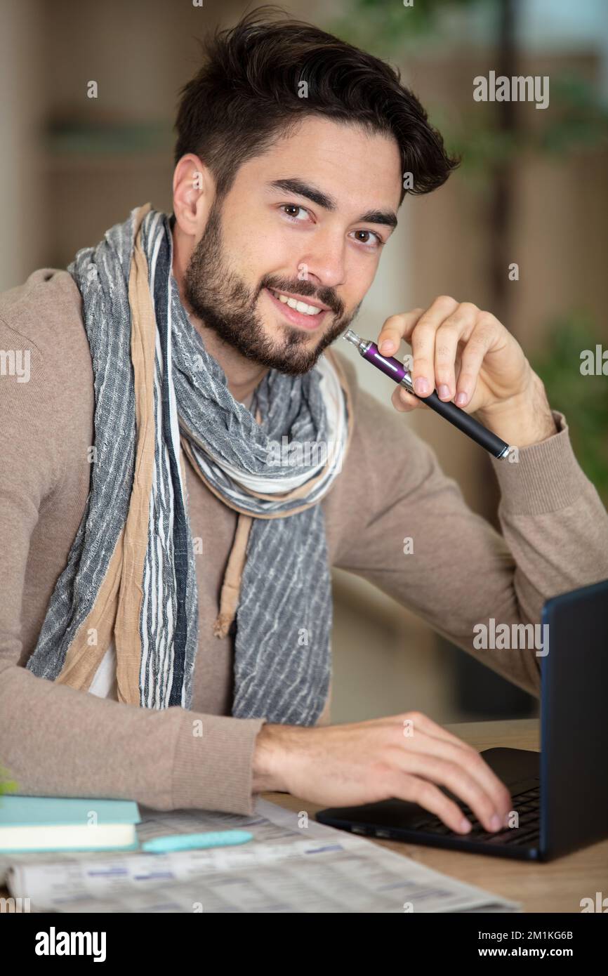 Vaping user hi-res stock photography and images - Alamy