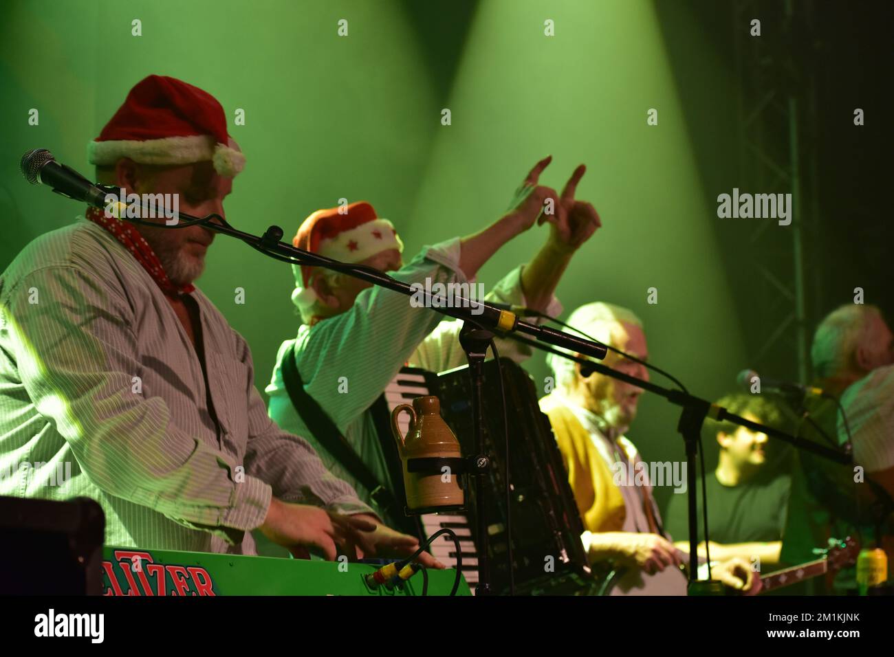 Tommy banner wurzels band hi-res stock photography and images - Alamy