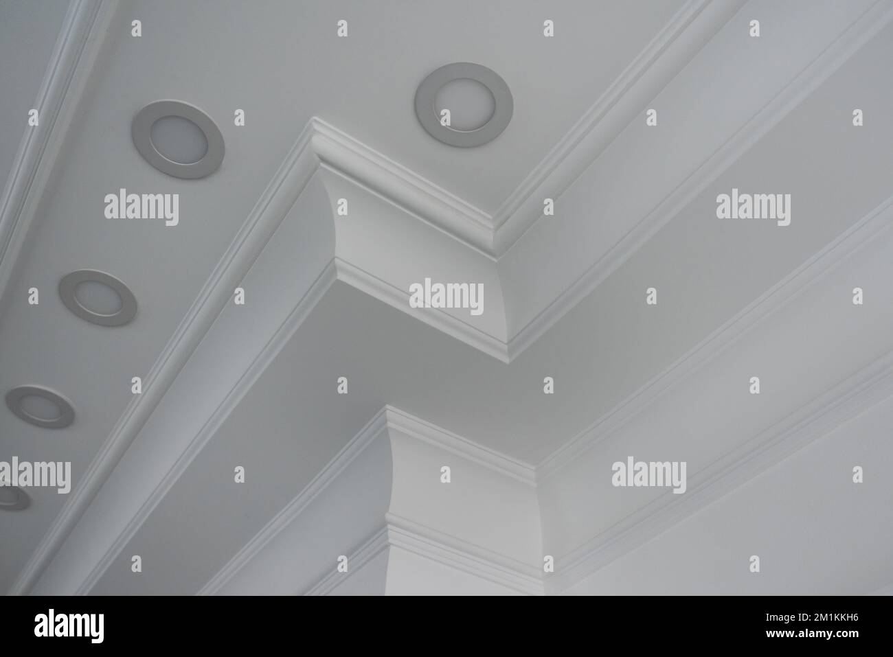 Ceiling moldings in the interior, detail of a angular ceiling skirting ...