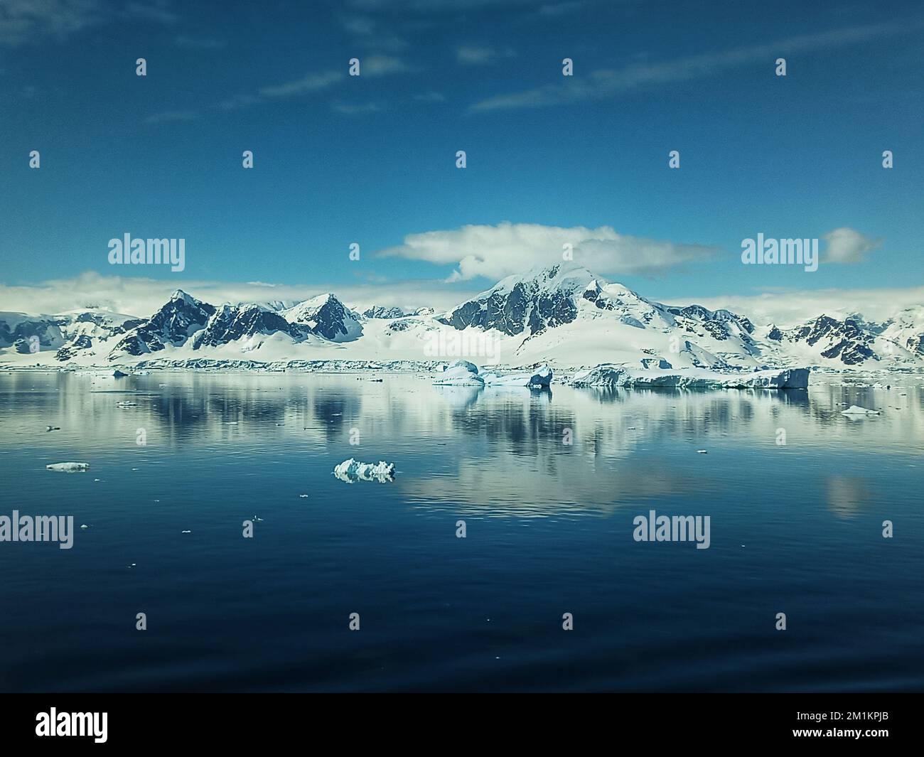 Antactica climate hi-res stock photography and images - Alamy