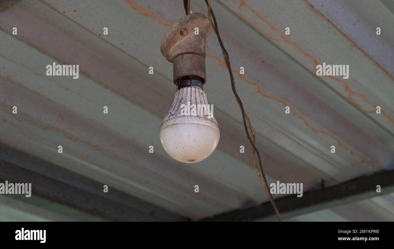 Wiring wire street light hi-res stock photography and images - Alamy