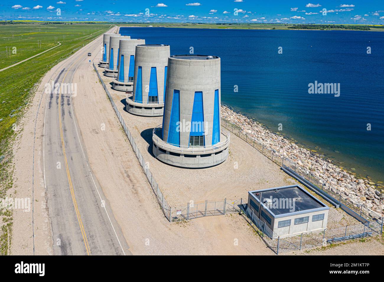 Hydroelectric station saskatchewan hi-res stock photography and images ...