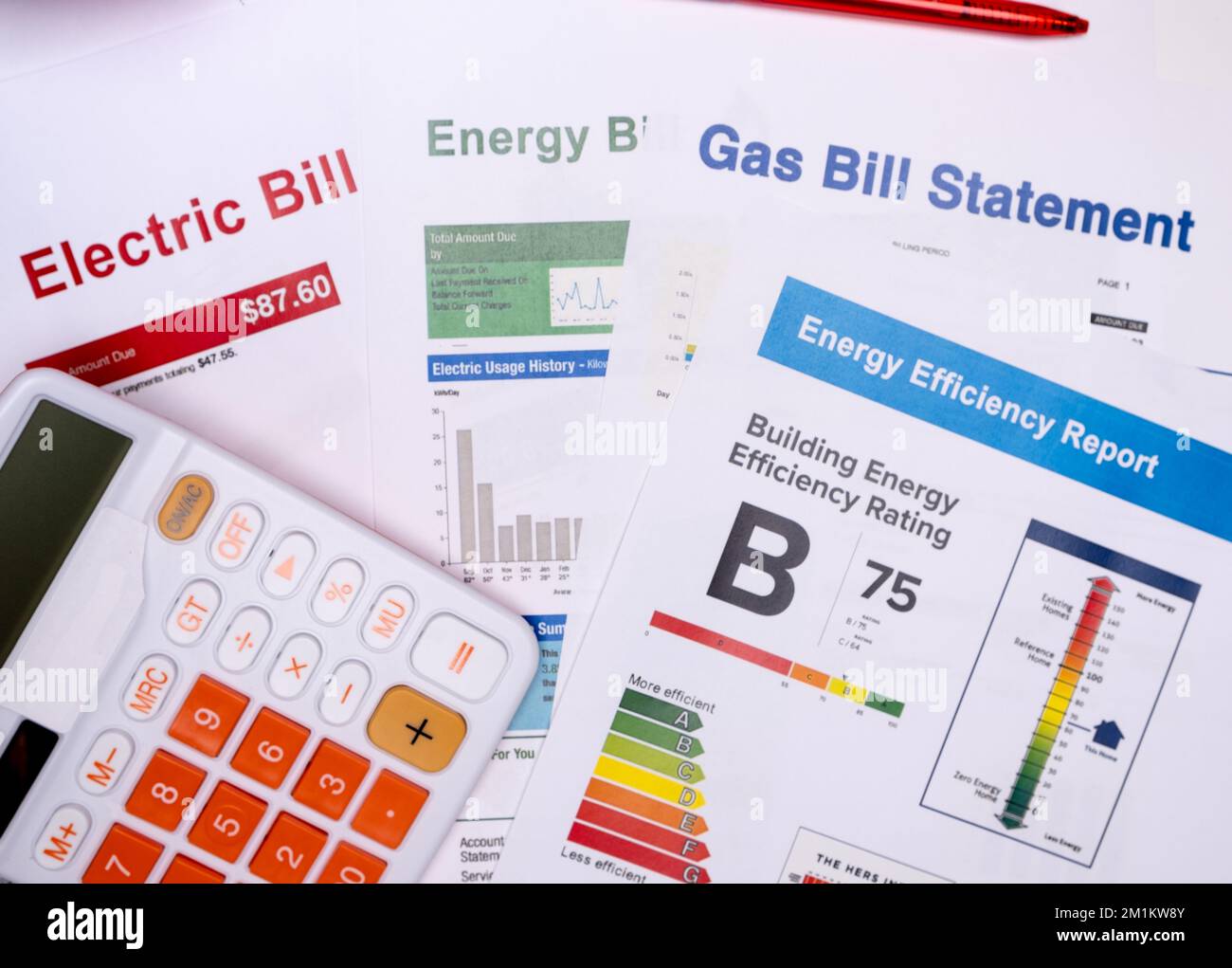 Efficiency and cost saving graph hi-res stock photography and images - Alamy