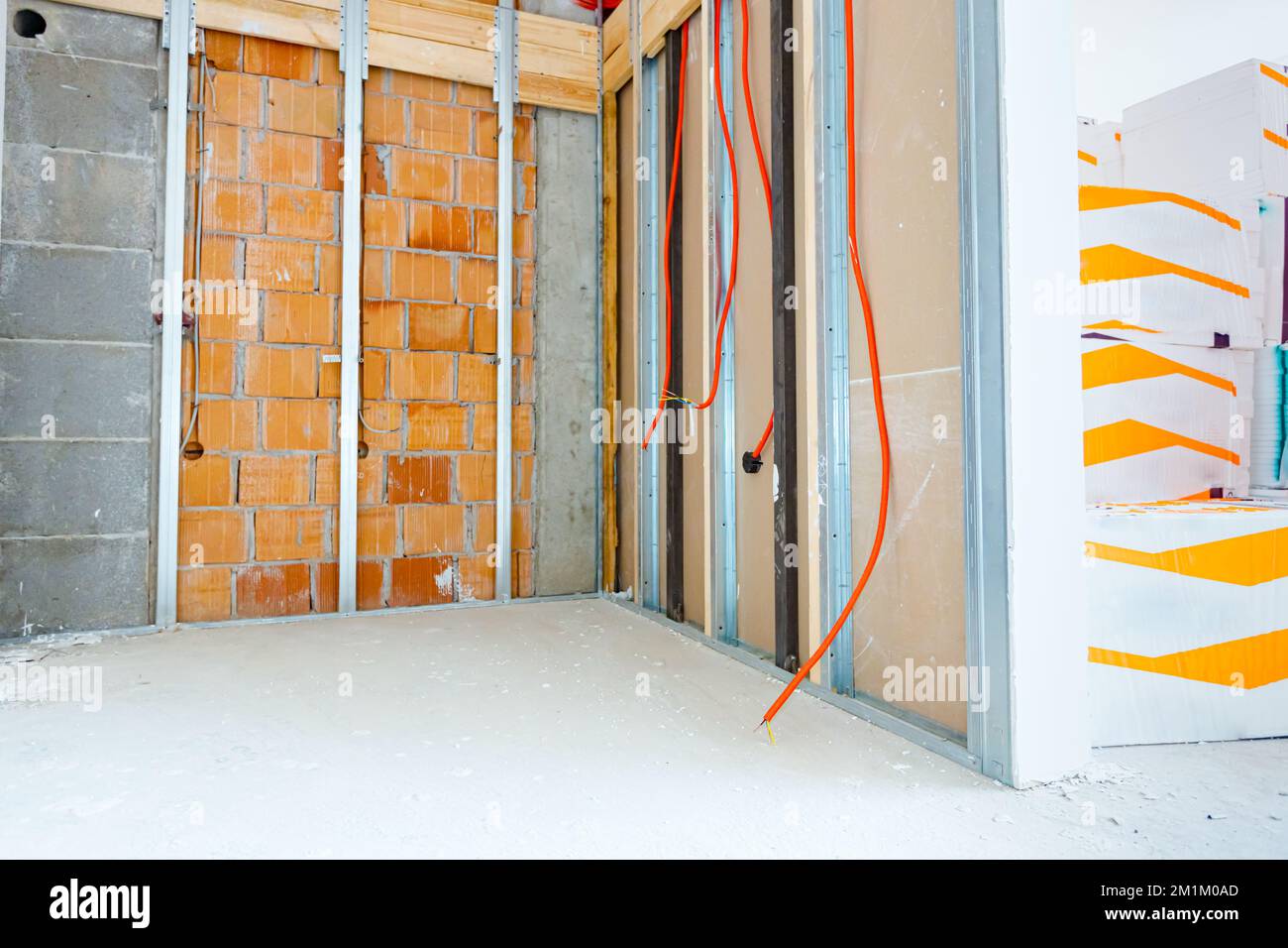 Electricity cables hanging on construction hi-res stock photography and ...