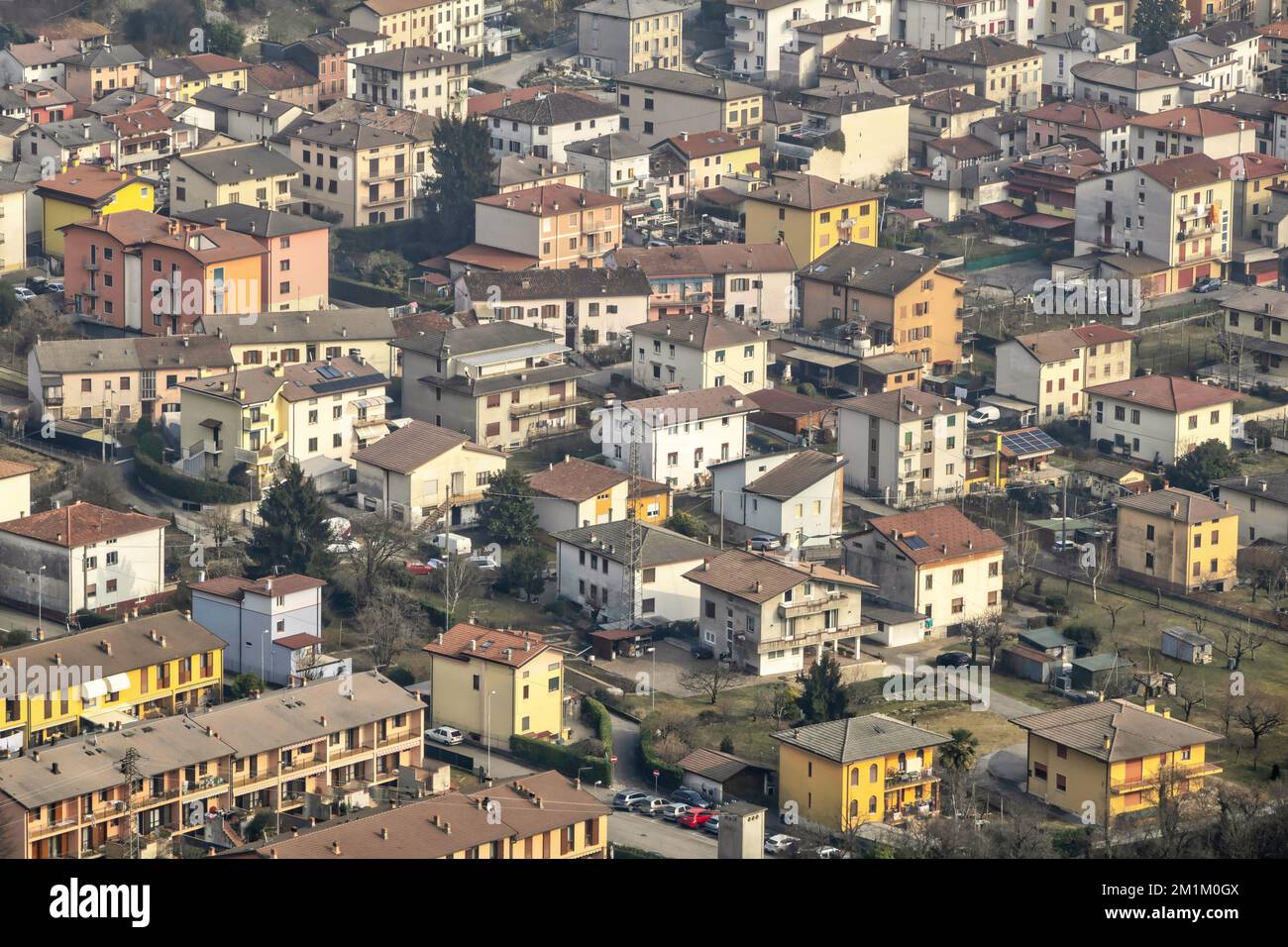 Aerial suburban solar homes hi-res stock photography and images - Alamy