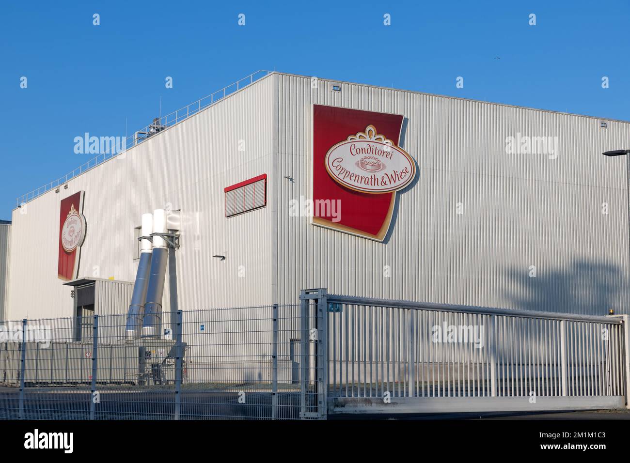 Mettingen, Germany. 13th Dec, 2022. View of a production building of ...