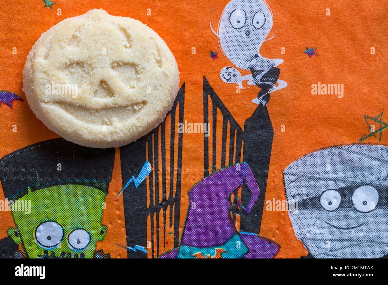 Ghoul shaped shortbread hi-res stock photography and images - Alamy