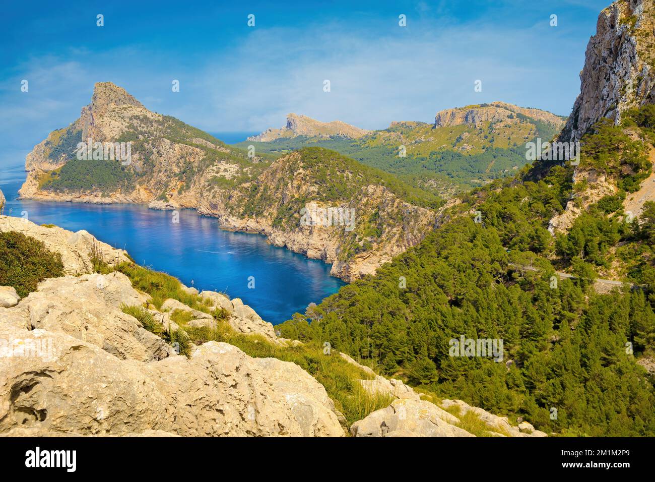 Reservoir islands viewpoint hi-res stock photography and images - Alamy