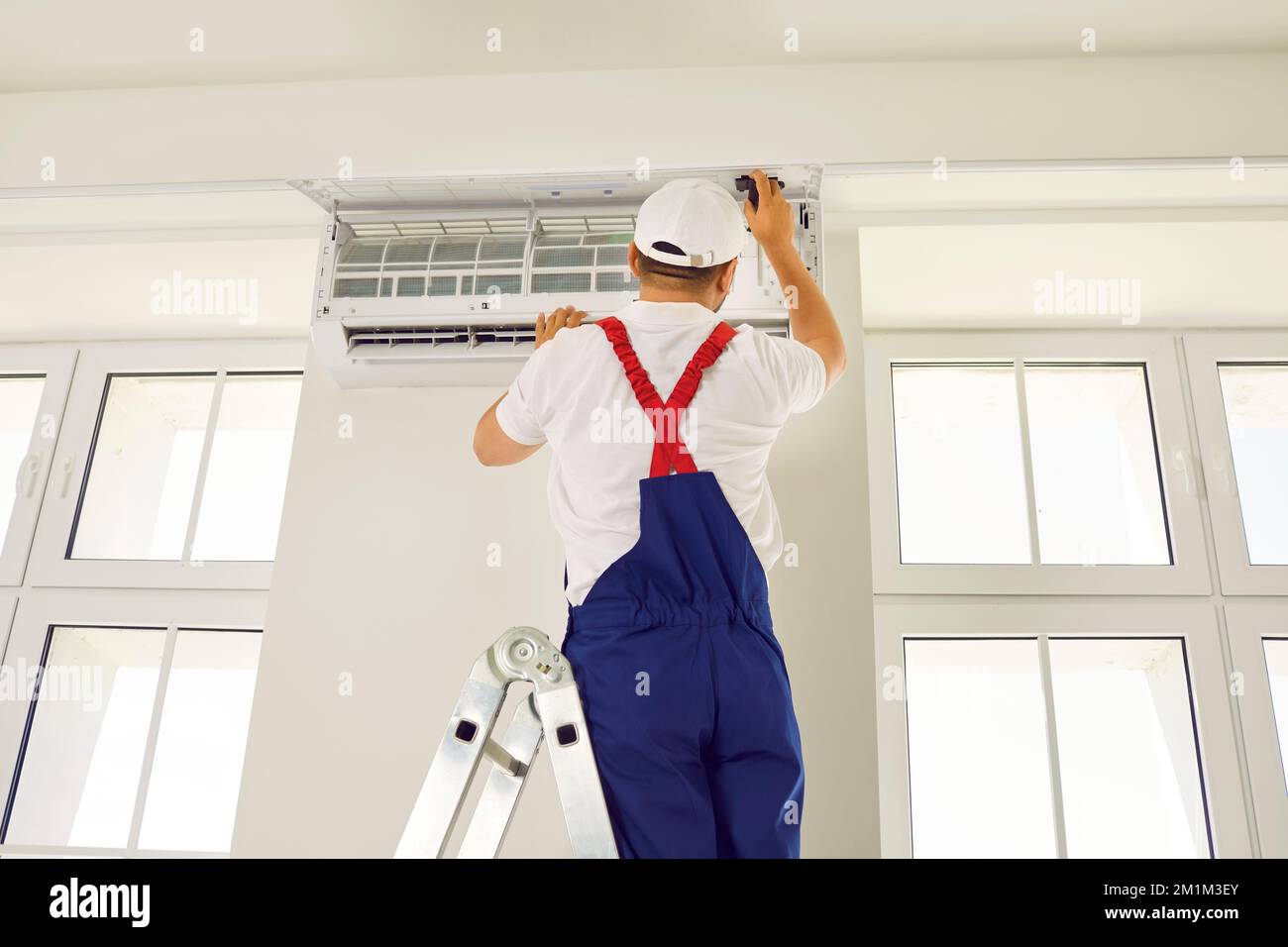 Air conditioner testing equipment hi-res stock photography and images ...