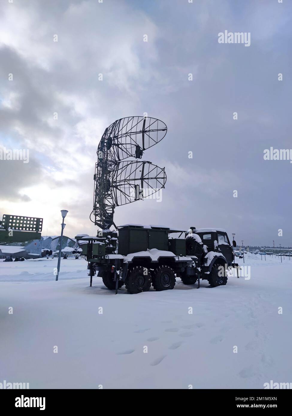 Mobile Radar Antenna MPN 13 GCA Radar Unit Scale Model By Elbert Cook