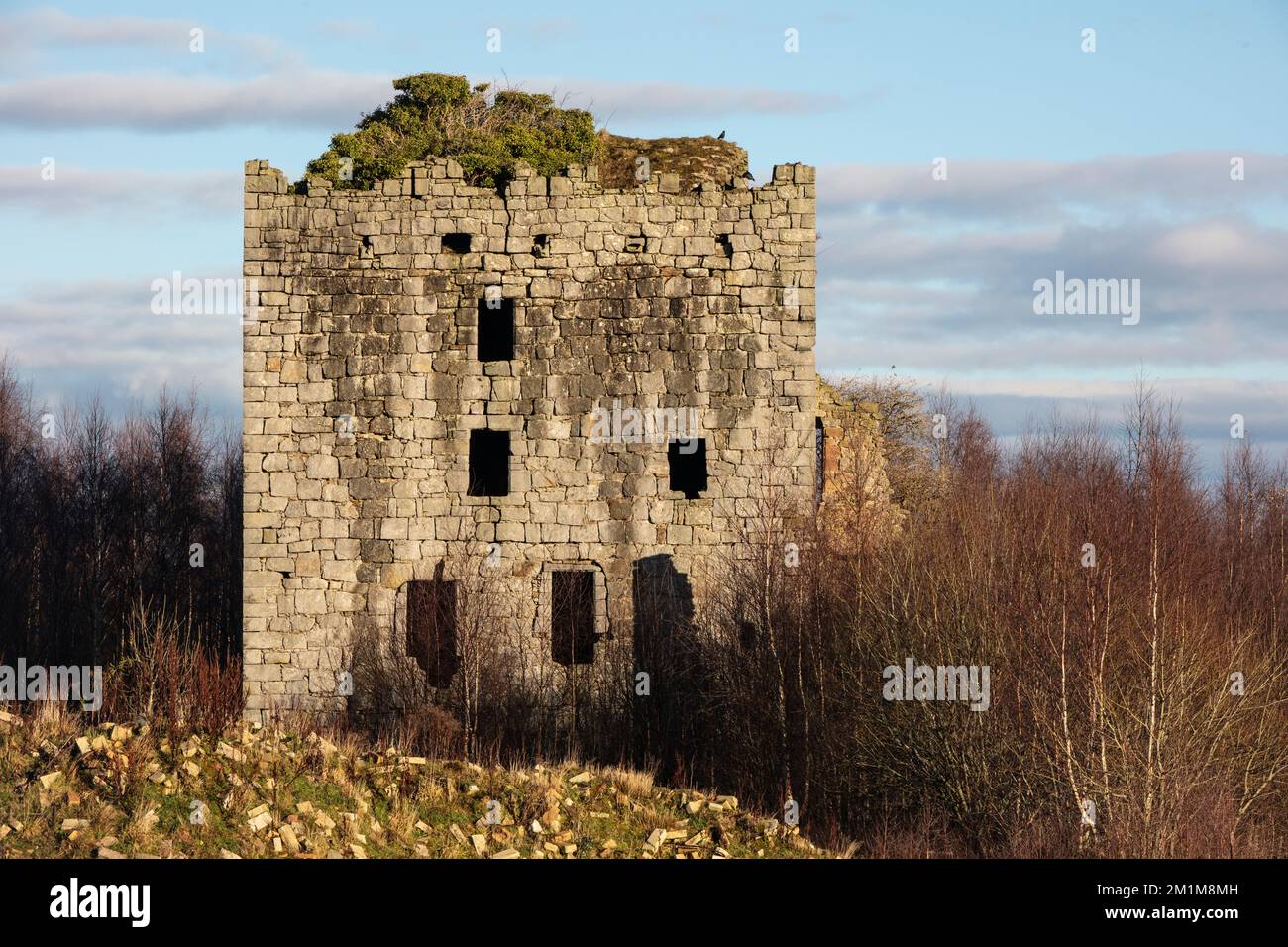 The Union Canal runs between Falkirk and Edinburgh Stock Photo - Alamy