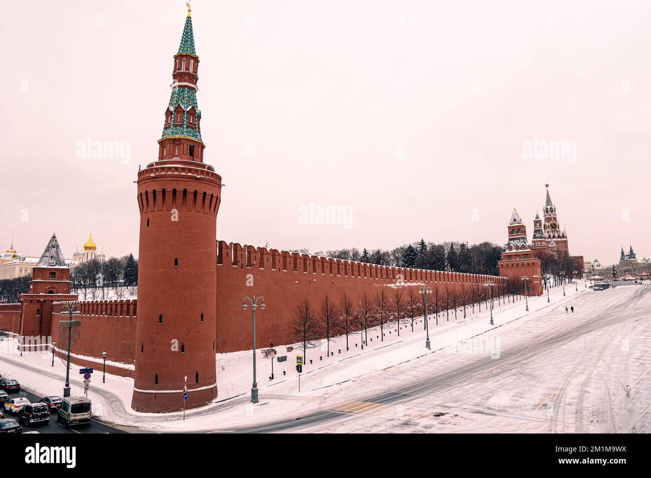 Night illumination red square winter hi-res stock photography and ...