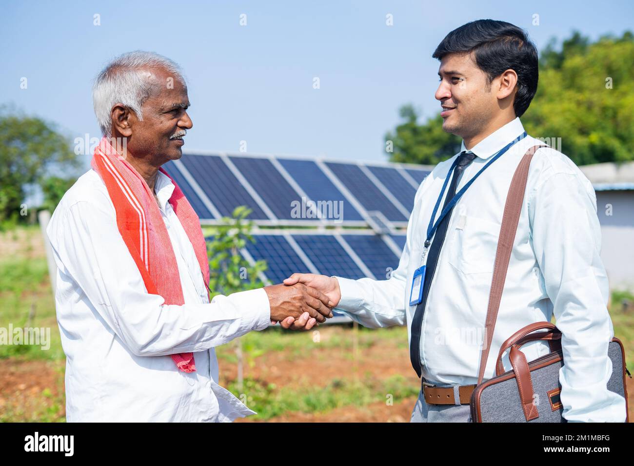 Solar power village india hi-res stock photography and images - Alamy