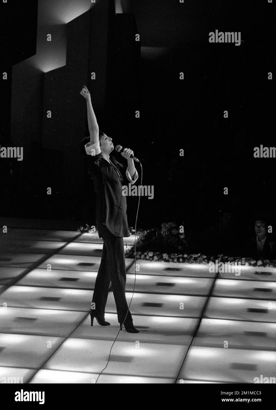 Liza Minnelli, American singer, performs in Buenos Aires, Argentina ...