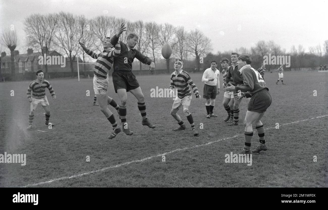 1950s, historical, rugby union, two men line-out, Wasps v Wimbledon ...