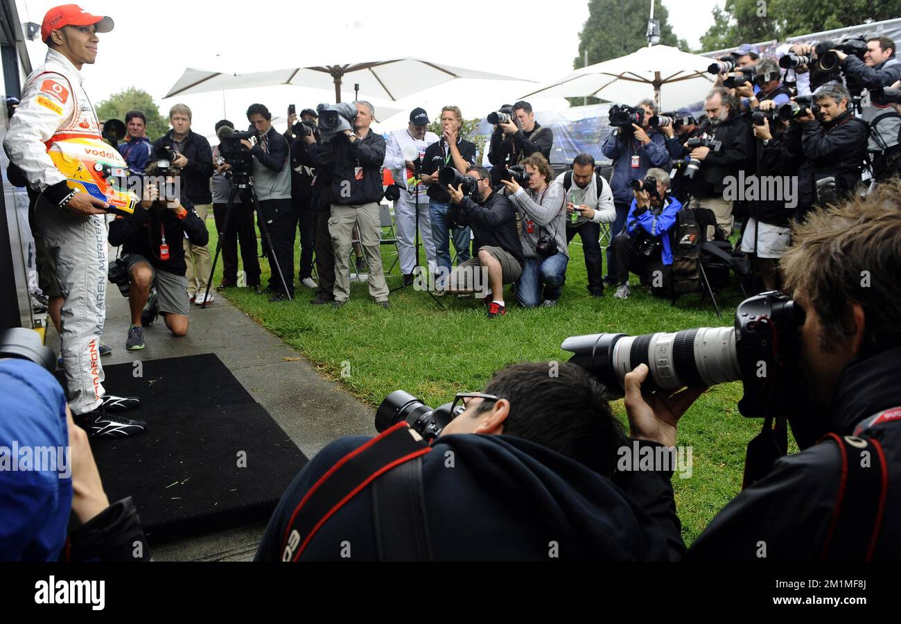 Lewis hamilton melbourne 2011 hi-res stock photography and images - Alamy