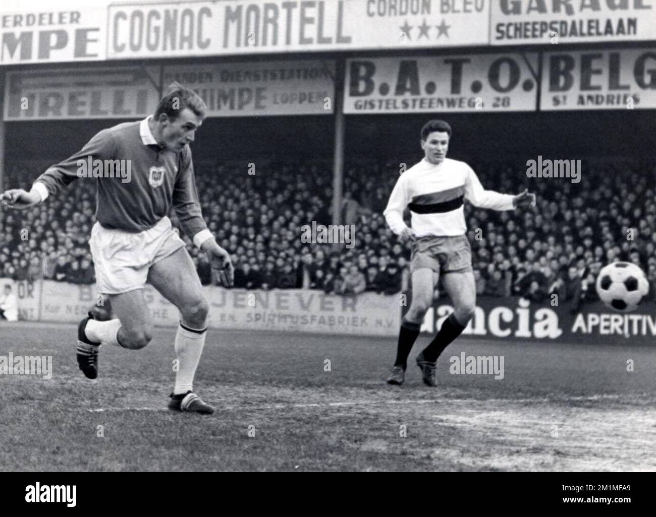 RSC Anderlecht's Paul Van Himst in action against FC Brugge Stock Photo ...