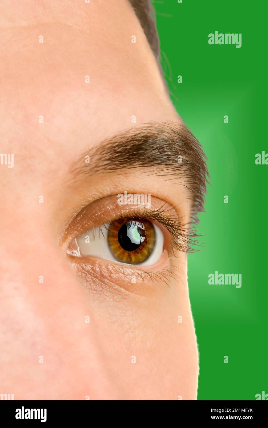 Man eye pupil wide hi-res stock photography and images - Alamy