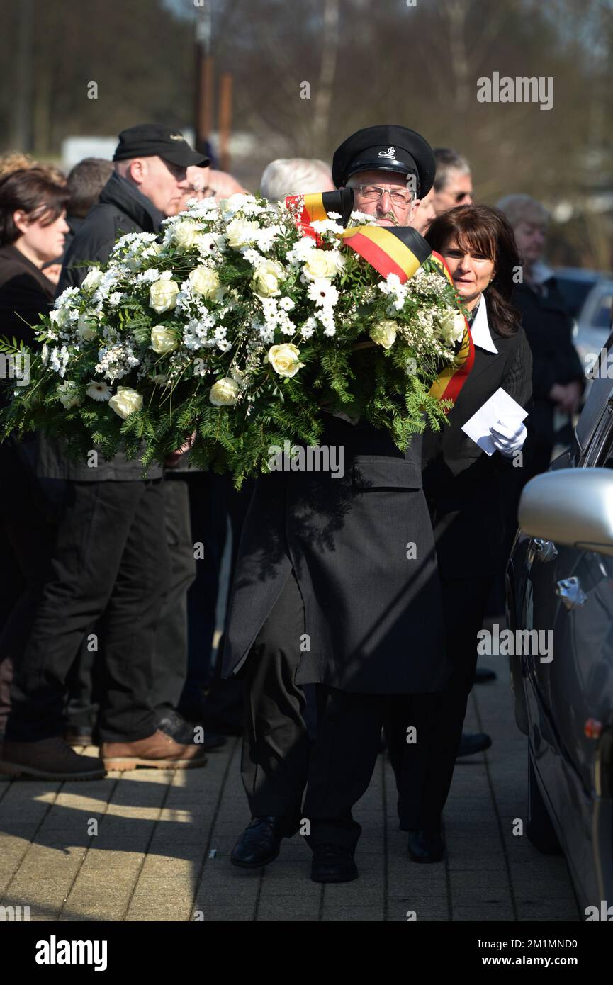 école suisse hi-res stock photography and images - Alamy