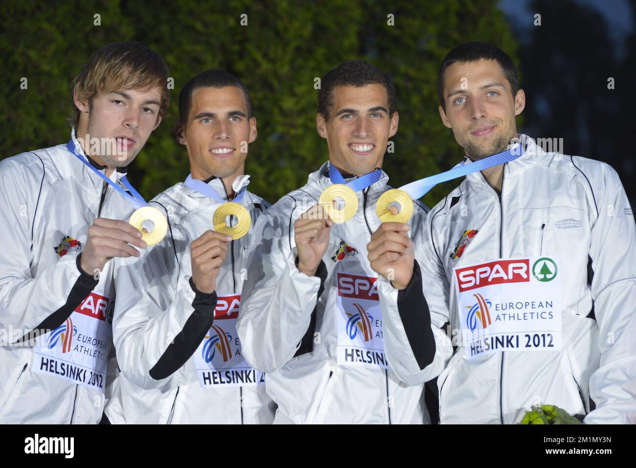 Gillet men's hi-res stock photography and images - Alamy