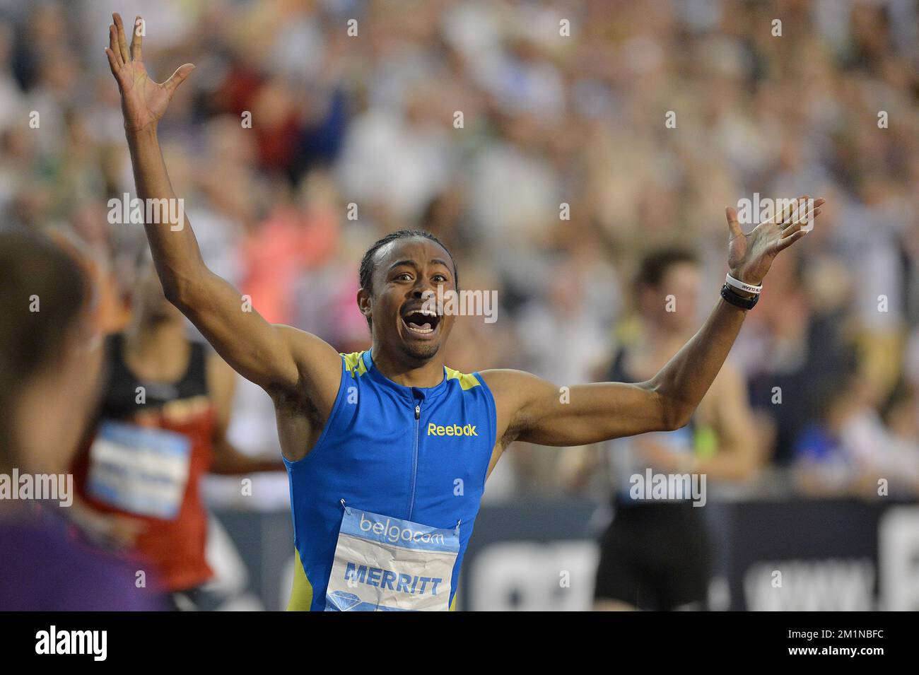 20120907 - BRUSSELS, BELGIUM: USA Aries Merritt celebrates his new ...