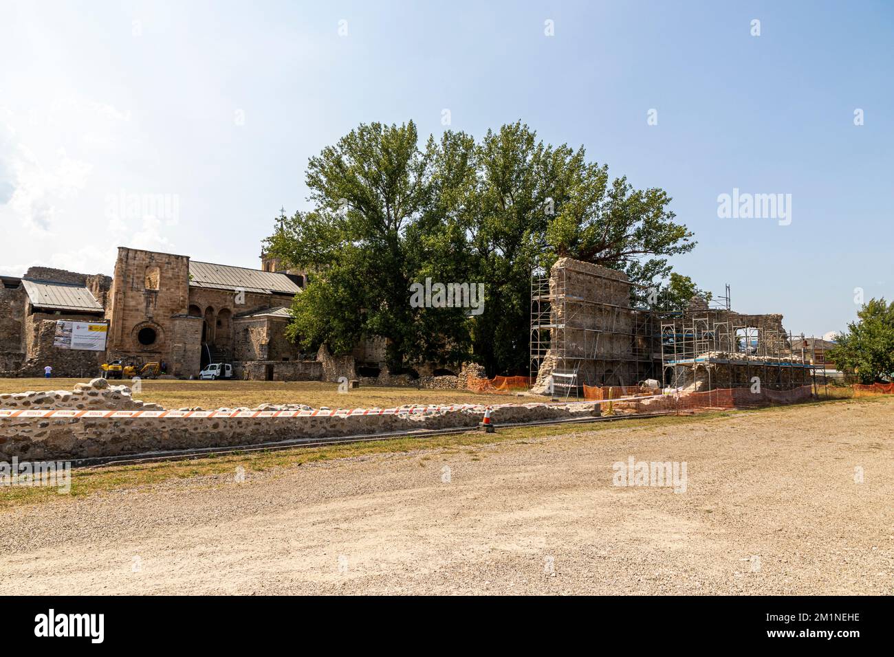 Restoration works in the ruined Monastery of Saint Mary of Carracedo ...