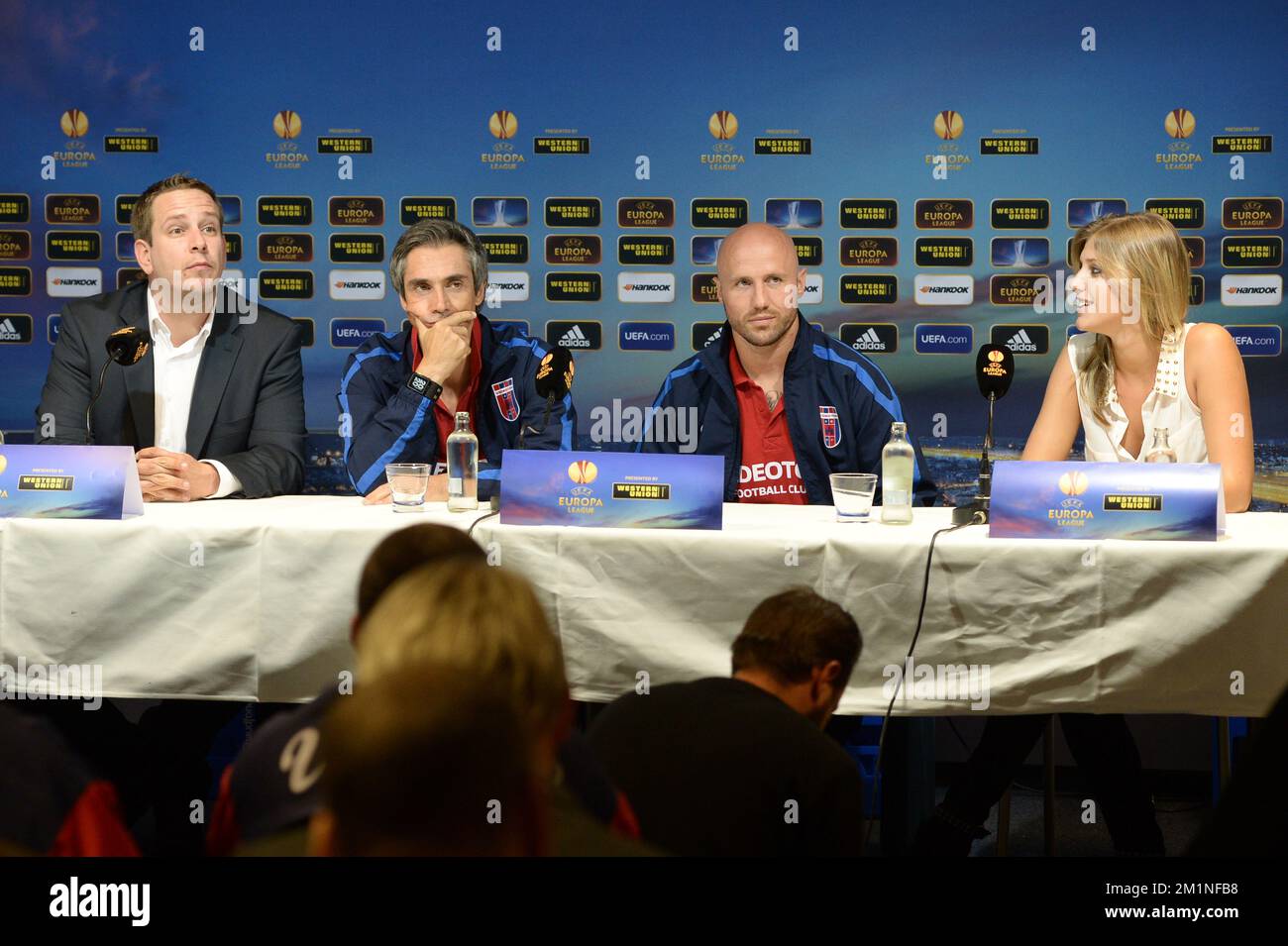 First goalkeeper toth hi-res stock photography and images - Alamy