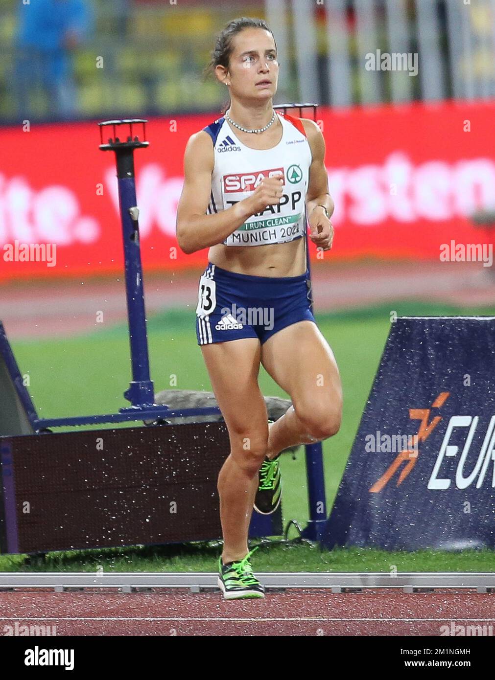 Manon trapp hi-res stock photography and images - Alamy