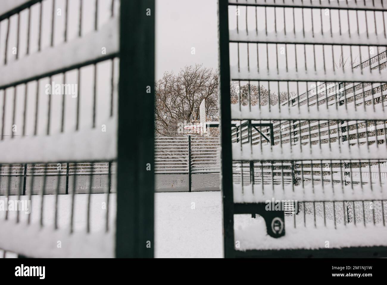 Views of snow on the outdoor basketball court in Clissold Park, Hackney ...
